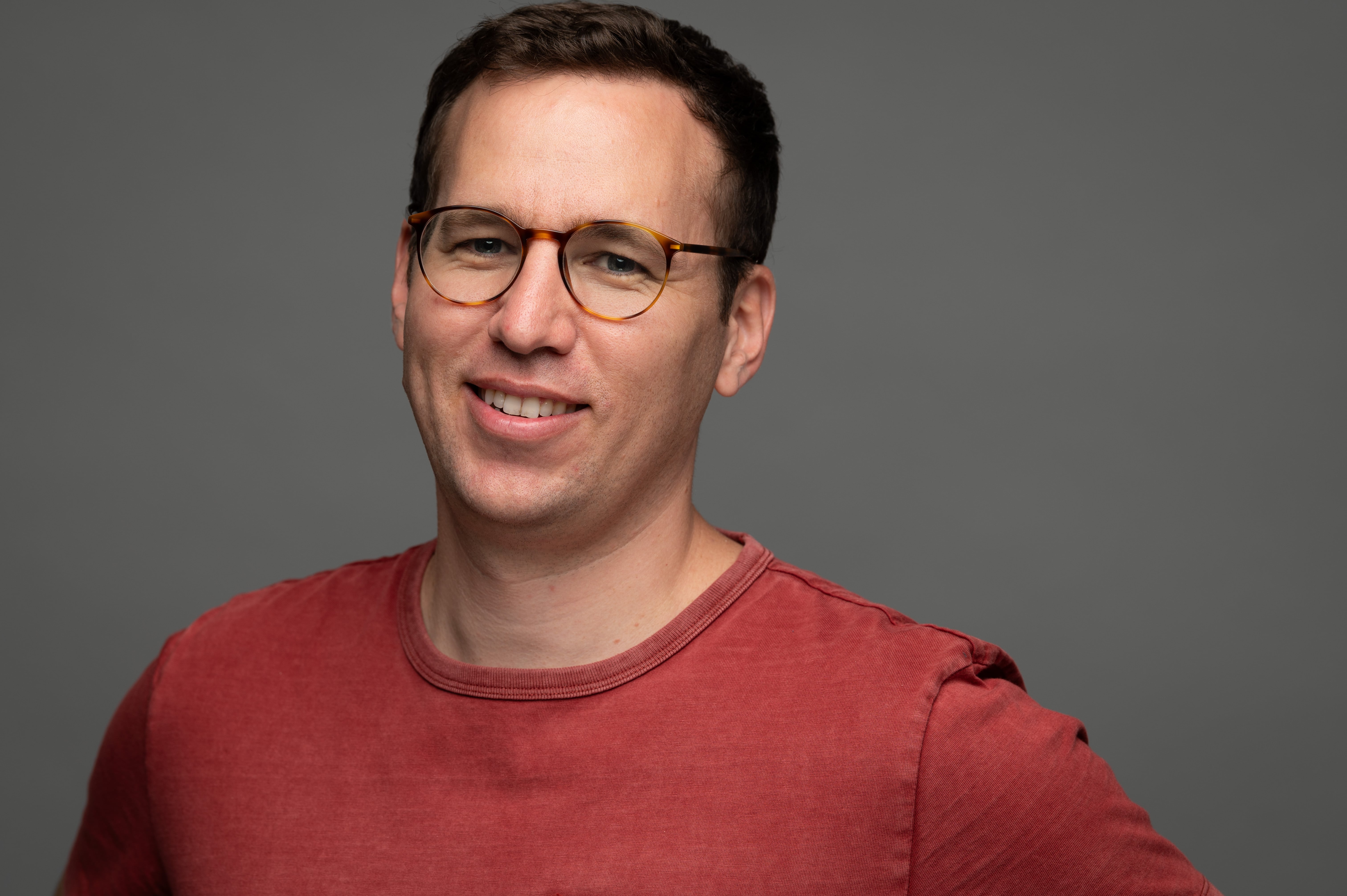 How to Combine Email Threads in Outlook for Better Organization